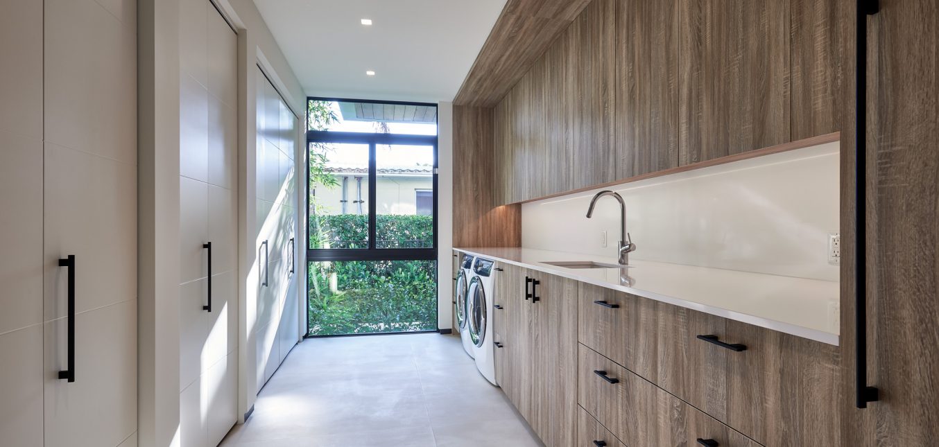 Built In Cabinetry – Euro Custom Woodworks